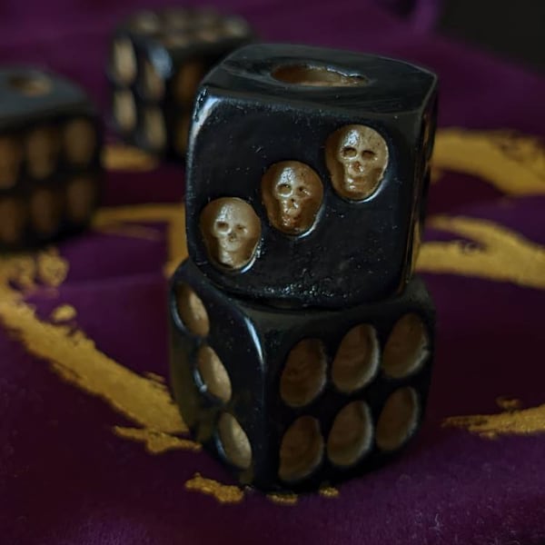 Necromancer Resin Dice Set: Reaper Skull D6 - Tabletop Gaming - Etsy