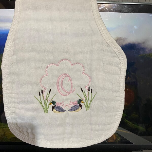 Mallard Girl Duck Pearls Cat Tails Reeds Frame Machine Embroidery ...