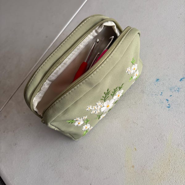 Embroidered Daisy Floral Pouch – Cute Canvas Pencil Case, Makeup Bag ...