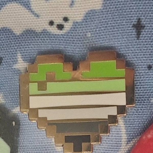 Gold-plated Pixel Heart Pin Sets — Gamer Design Enamel Accessory Geek ...