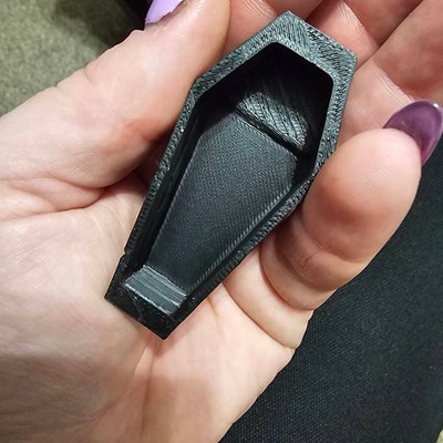 3D Printed Magnetic Pinecone Spider Hide - Etsy