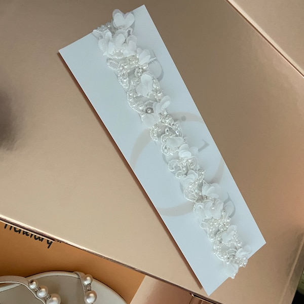 Bridal Garter Set - Elegant Pearl Wedding Garter and Toss Garter ...