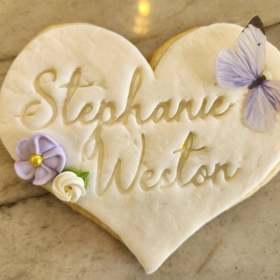 100 Royal Icing Violets 100 Approx. Size 1/2 - Etsy