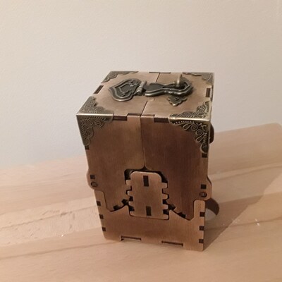 Handmade Wooden Twist Lock Storage Box Rustic Dice Box Small Trinket ...