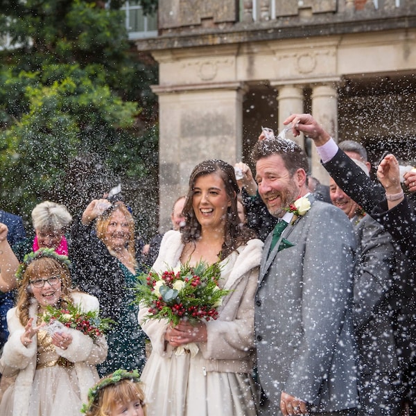 Biodegradable Snow Confetti Packets - Let It Snow - Wedding Confetti ...
