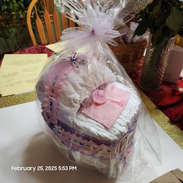 Baby Shower Diaper Cupcakes | Baby Shower Diaper Gifts | Baby Shower ...