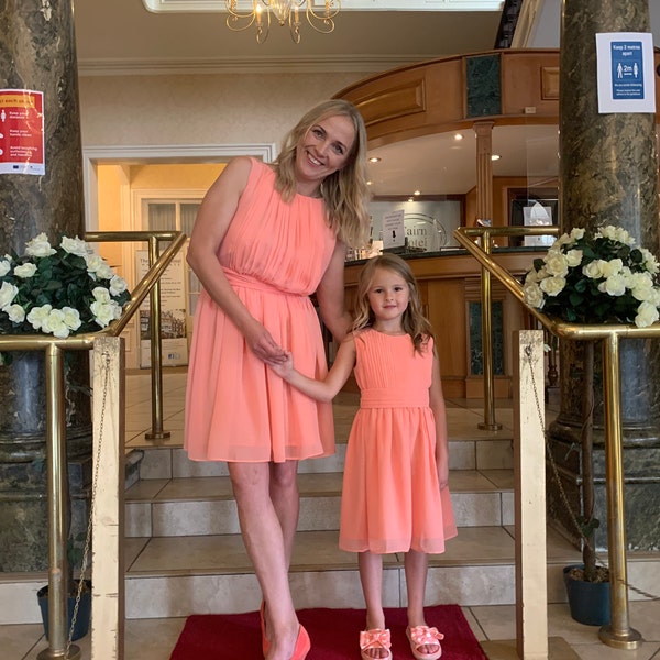 Pink Greek Style Coctail Dress / Minimalist Knee Length Sleeveless ...