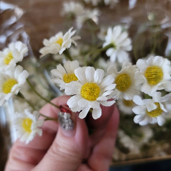 30 Mini Daisies ,6 Stems Silk Flowers With Stem, Millinery, Flower ...