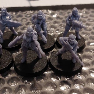 Yor Statue Model Kit by Nomnom Figures - Etsy