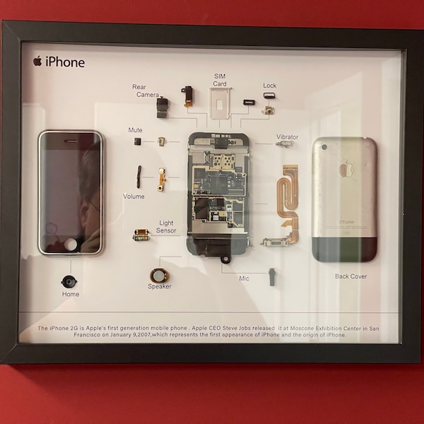Disassembled iPhone Art With Frame, Disassemble Art Frame iPhone 1 ...