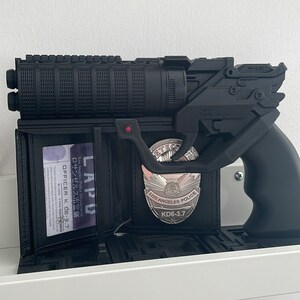 Predator Gauntlet Forearm Bomb Selfdestruction Cummunicator - Etsy