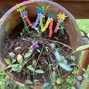 Mome Raths Plant and Garden Stake set of 6 Alice in Wonderland Free ...