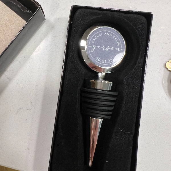 Personalized Wine Bottle Stopper - Custom Wine Stopper Wedding Favors ...