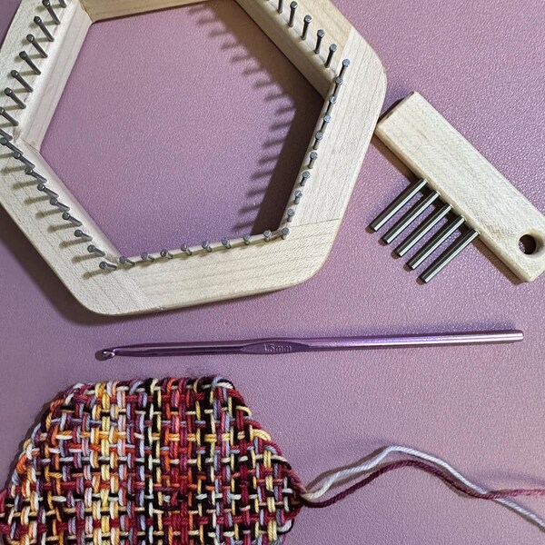 3 Ft RG Triangle Weaving Loom, Regular Gauge, Shawl Loom - Etsy