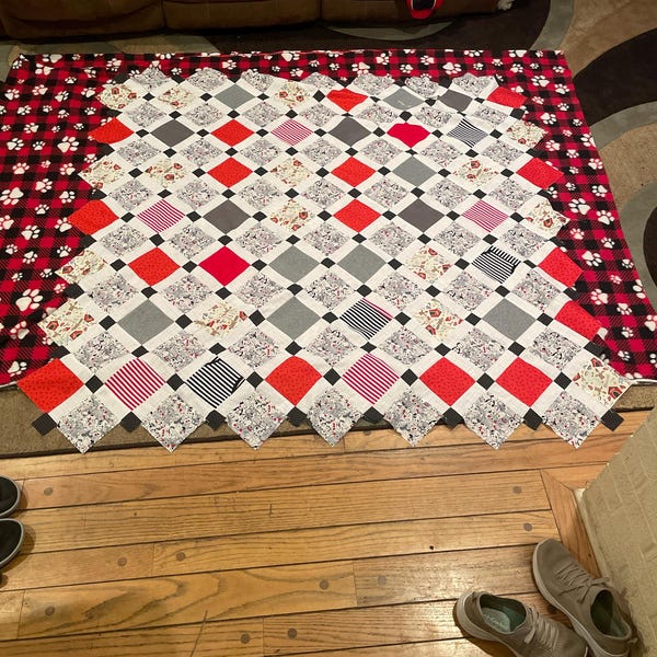 Lucky Charm Quilt PDF Sewing Pattern; Charm Square Friendly; Beginner ...