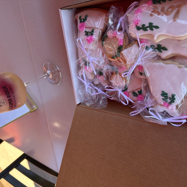 Wedding Cookies - RUSTIC Wedding Cookies - Bridal Shower Favors ...