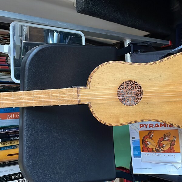 Koboz, Cobza, Lute Traditional Hungarian Romanian Folkinstrument ...