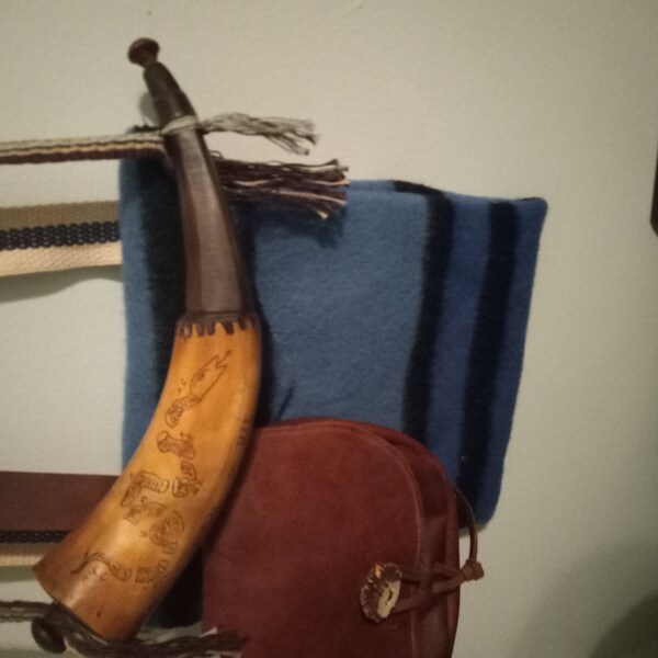 Goat Horn Pan Primer With a Hedge Plug on the End. - Etsy