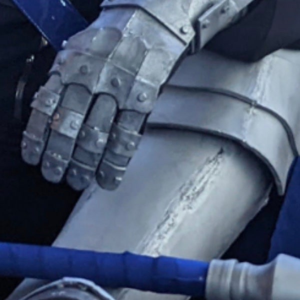 EVA Foam Knight Gauntlet Template - Etsy