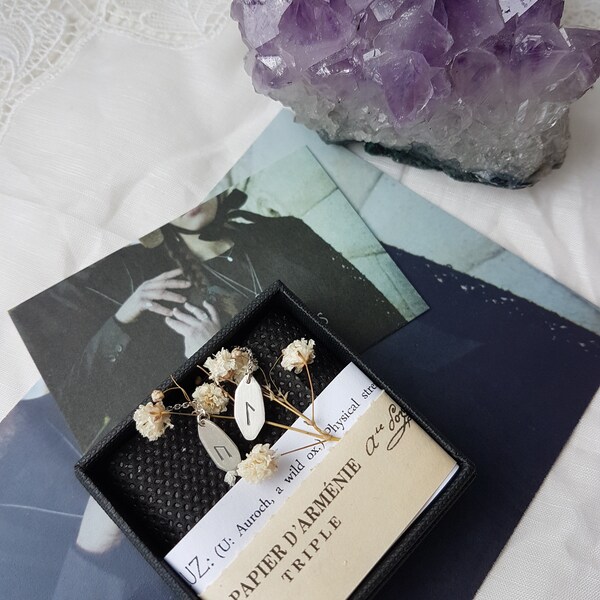 Seidr. Runic Talisman. Medieval Runes of Healing & Magick. Bespoke ...