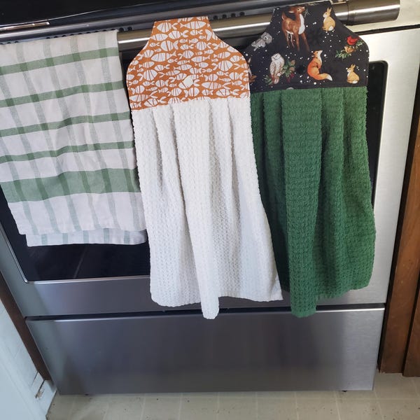 Honey Bee and Sunflower Hanging Kitchen Towel With Holder, Fun Bathroom ...