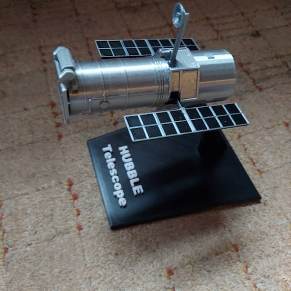 The Refinery Installation | Plastic Model Spaceship | Alien | Alien ...