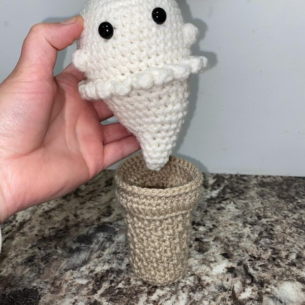 Crochet Pattern: Focus Pocus, the Eyeball Wizard, PDF (halloween Decor ...
