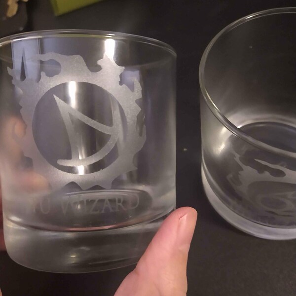 Mass Effect Spectre Pint Glass - Spectre Engraved Beer Glass - Mass ...