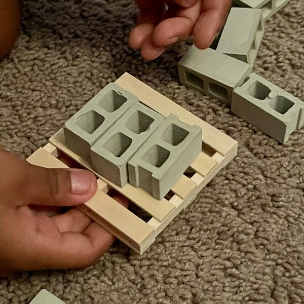 Mini Cinder Blocks Made of Cement With Pallet - Premium Quality - 1/12 ...