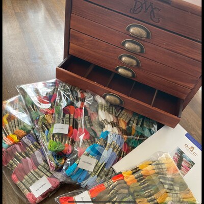 DMC Wooden Collectors Box Includes 1x Skein of All 500 Stranded Cotton ...