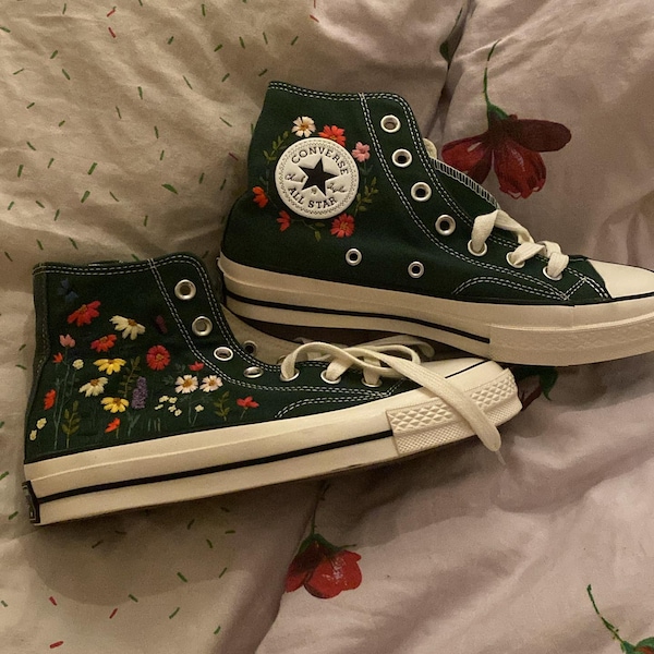 Turtle Embroidered Converse, Custom Converse Chuck Taylor 1970s Turtle ...
