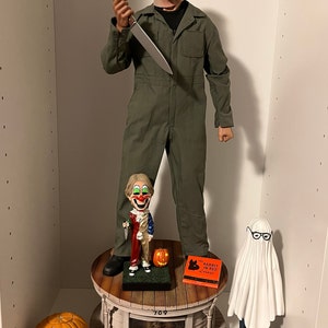 Rabbit in Red Lounge Michael Myers Halloween Film Unisex T-shirt in ...