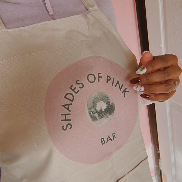 Custom Branded Aprons 3 Colours Available Triple Pouched Front Pocket ...