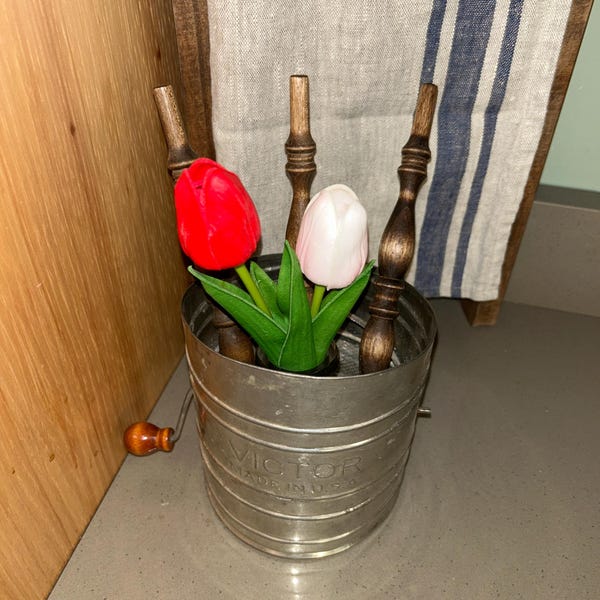 Spindle Flags, American Flag, Patriotic Decor, Vintage Spindles ...