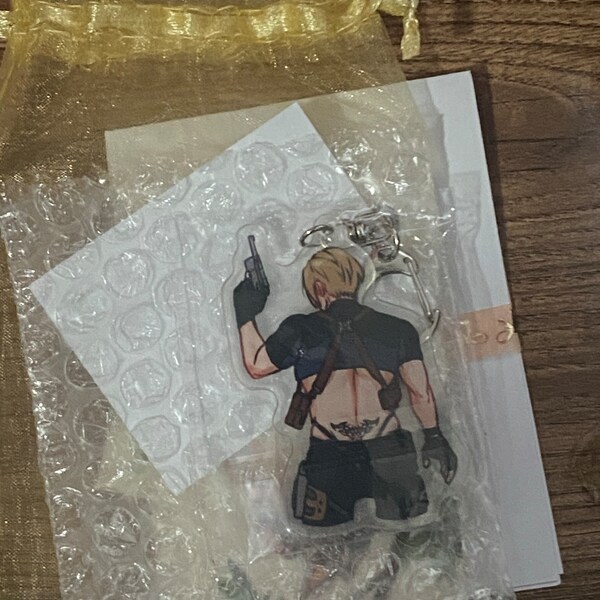 Mod Leon Keychain or Standee ‘tramp Stamp Leon’ - Etsy