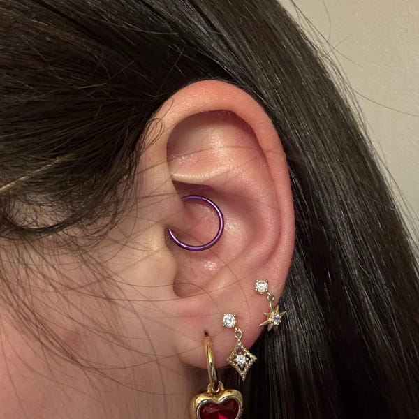 Large Spike Vertical Labret Jewelry, Angel Fangs Piercing Curved ...