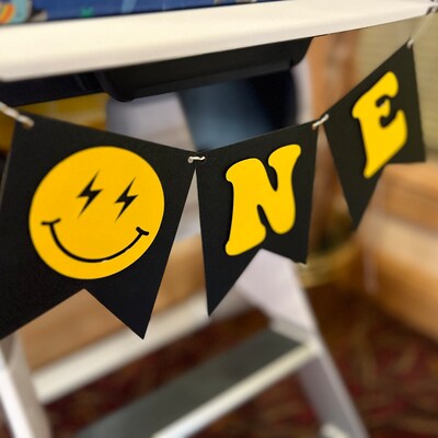 One Happy Dude High Chair Banner Smiley Face One High Chair Banner ...