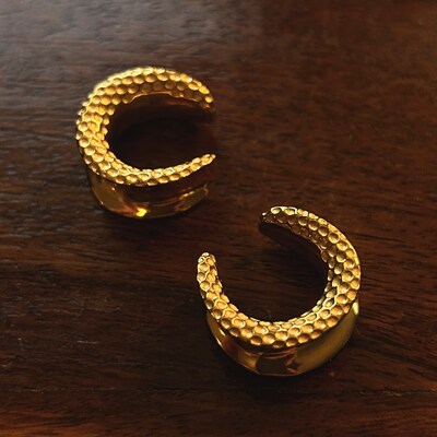 V-SHAPED HANGERS - Etsy