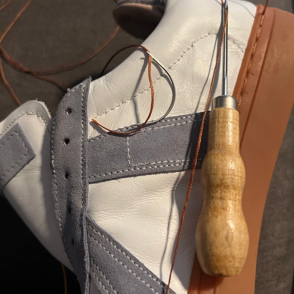 DIY Footwear Pattern Making Kit: Shoe Lasts, Book, Pattern, and Tape ...