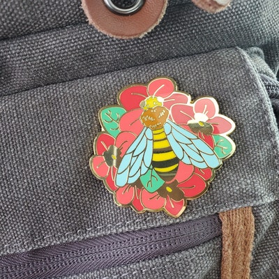 Botanical Bug Enamel Pin Honeybee - Etsy
