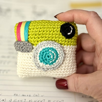 Amigurumi Photo Camera Crochet Pattern. Pincushion. Languages: English ...