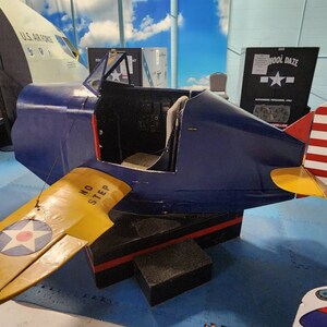 NOVA KEYCHAIN RED Bowtie - Etsy