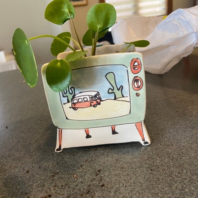 Small Planter TV Vintage. Green Television Ceramic Planter, With Image ...