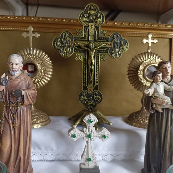 Relic Crucifix With Our Lord and the Apostles - Touched to Relics Our ...
