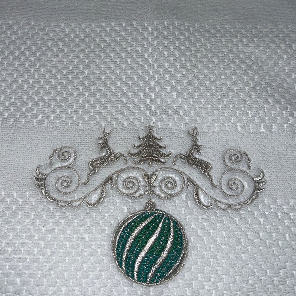 Checkered Christmas Balls Machine Embroidery Design - Etsy