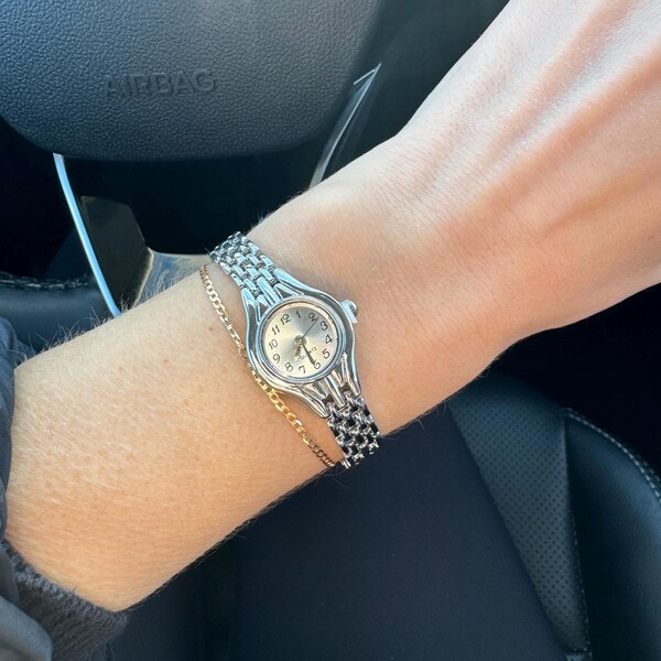 Vintage-inspired Dainty Cocktail Watch Minimalist Womens Old Money ...