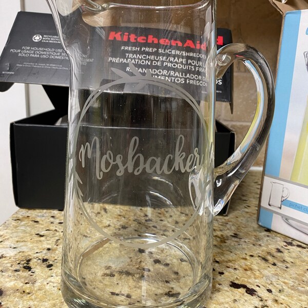 Personalized Family Name / Monogram Etched Glass Pitcher or Set - Etsy