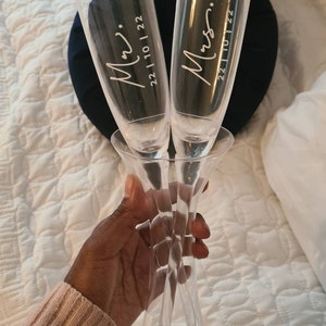 DIY Personalised Champagne Flute Decals With Roles Name Vinyl - Etsy