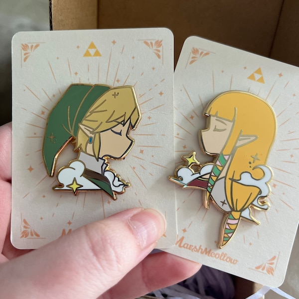 Skyward Sword Link & Zelda Hard Enamel Pin - Loz Pins - Pin Collection ...