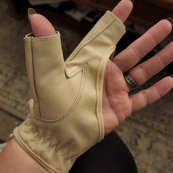 Archers 3 Finger Glove and Archery Bow Gloves 100% Leather , Right and ...